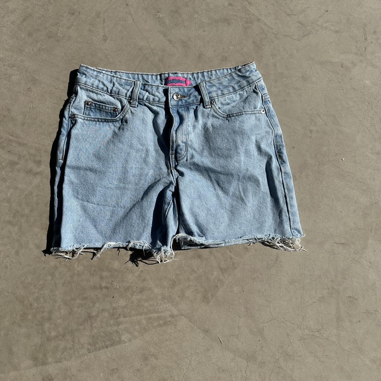 light wash low-rise edikted jorts size small brand... - Depop