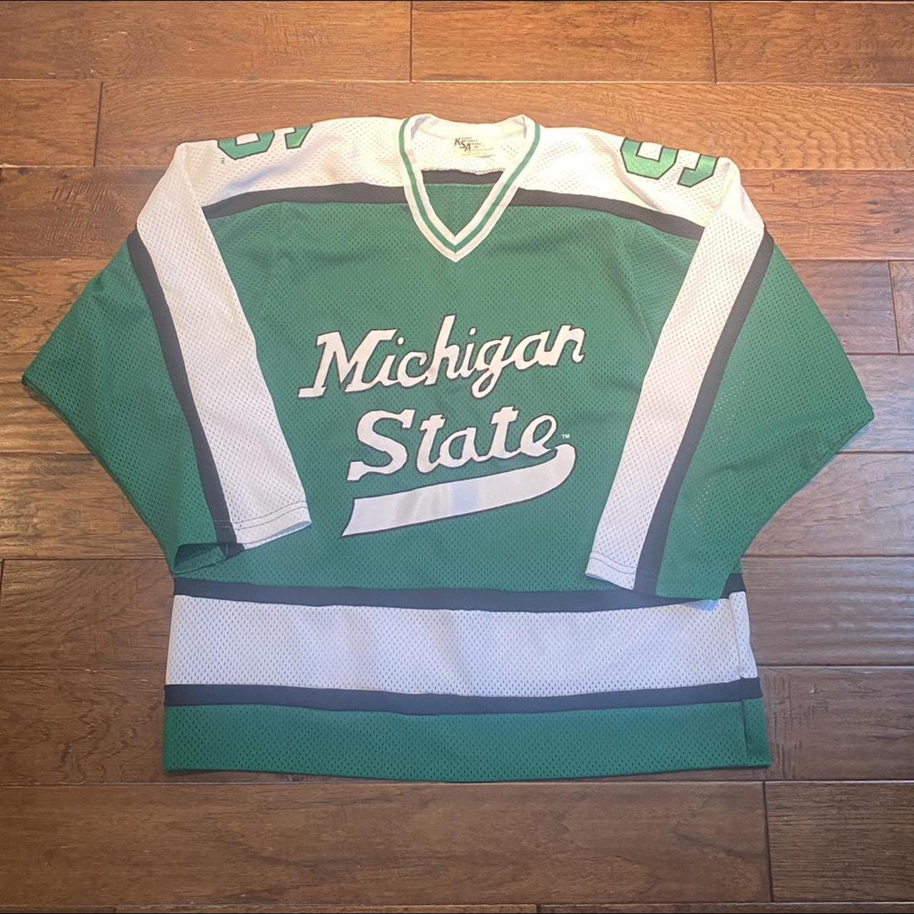 Vintage Michigan state hockey jersey Pit to pit~... - Depop