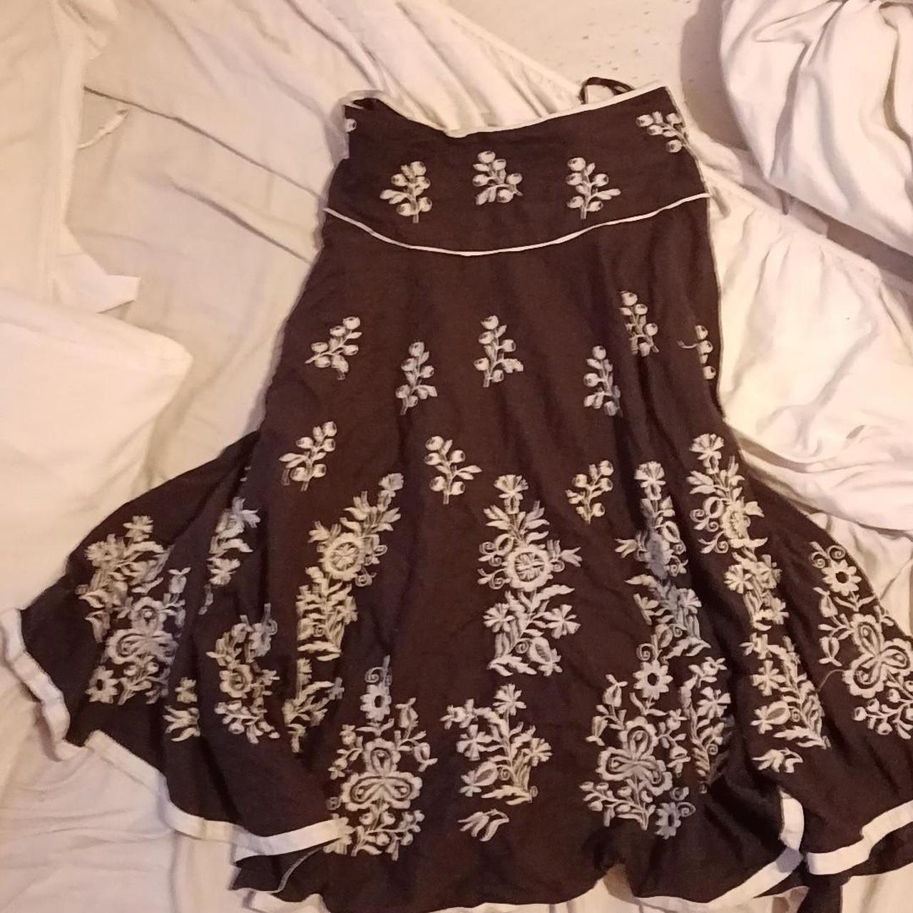 Monsoon brown maxi/midi skirt with white stitched... - Depop