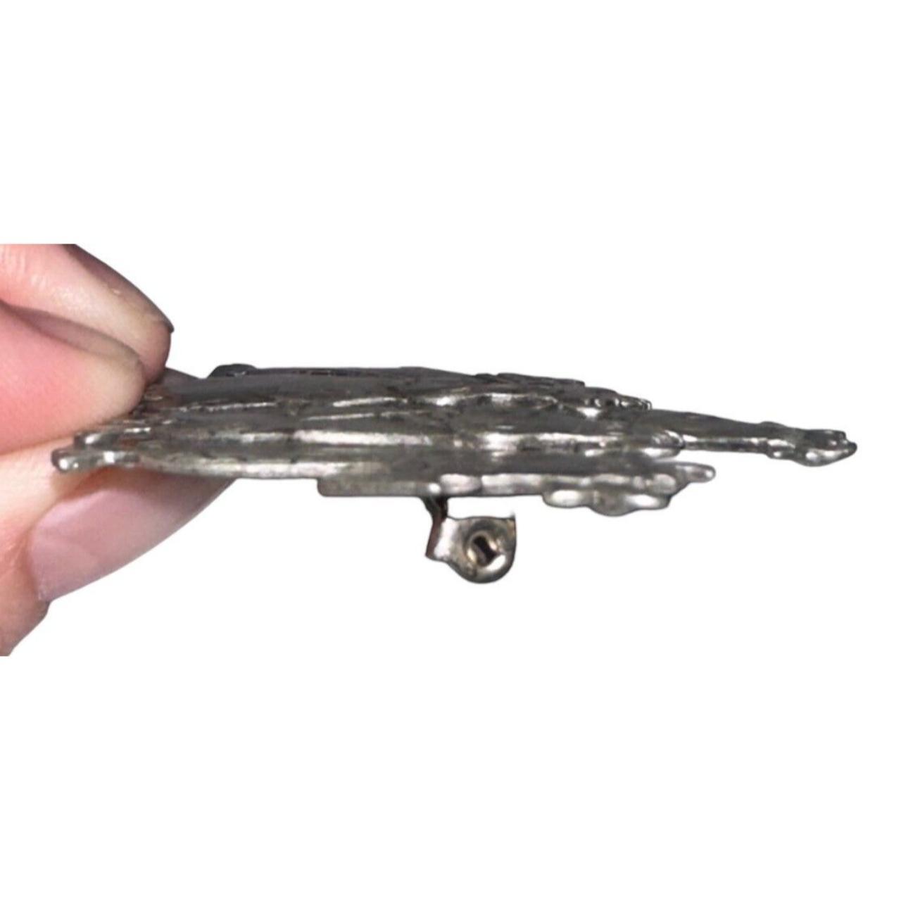 Vintage Signed JJ Pewter Tone Cow Family Pin Brooch... - Depop