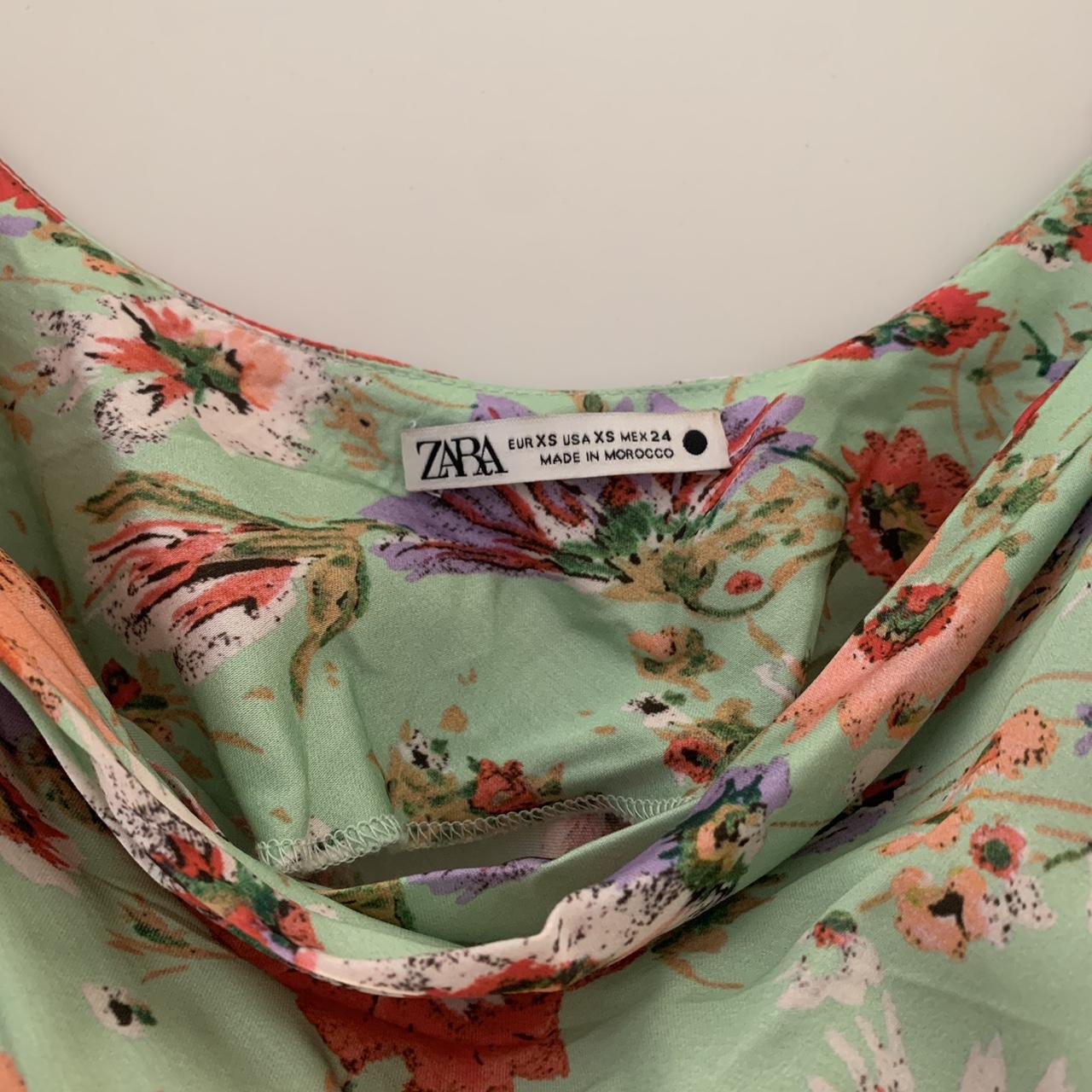 Cute floral Zara mini dress Repop - selling as it’s... - Depop