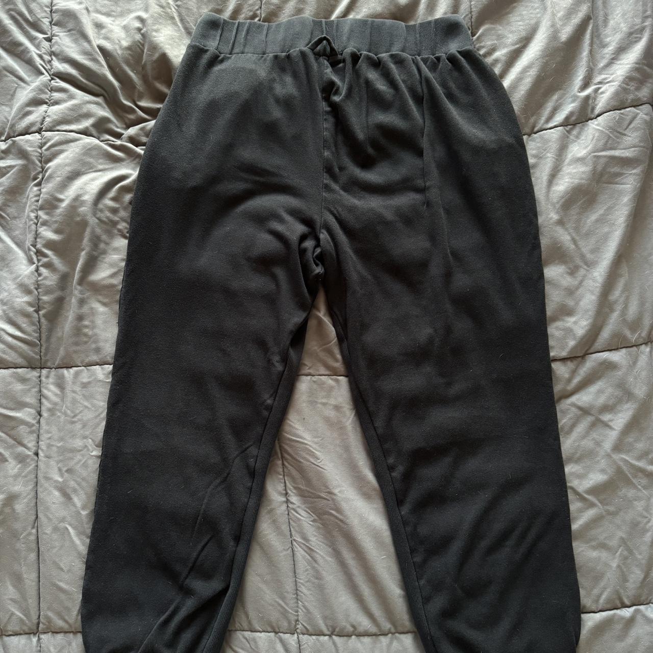 Fabletics Black Puffer Pants with Fleece Back Small... - Depop