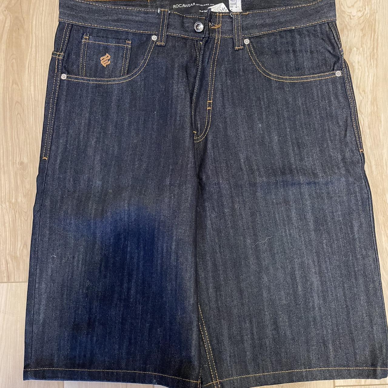 Super fire rocawear jorts they fit perfectly Size 36 - Depop