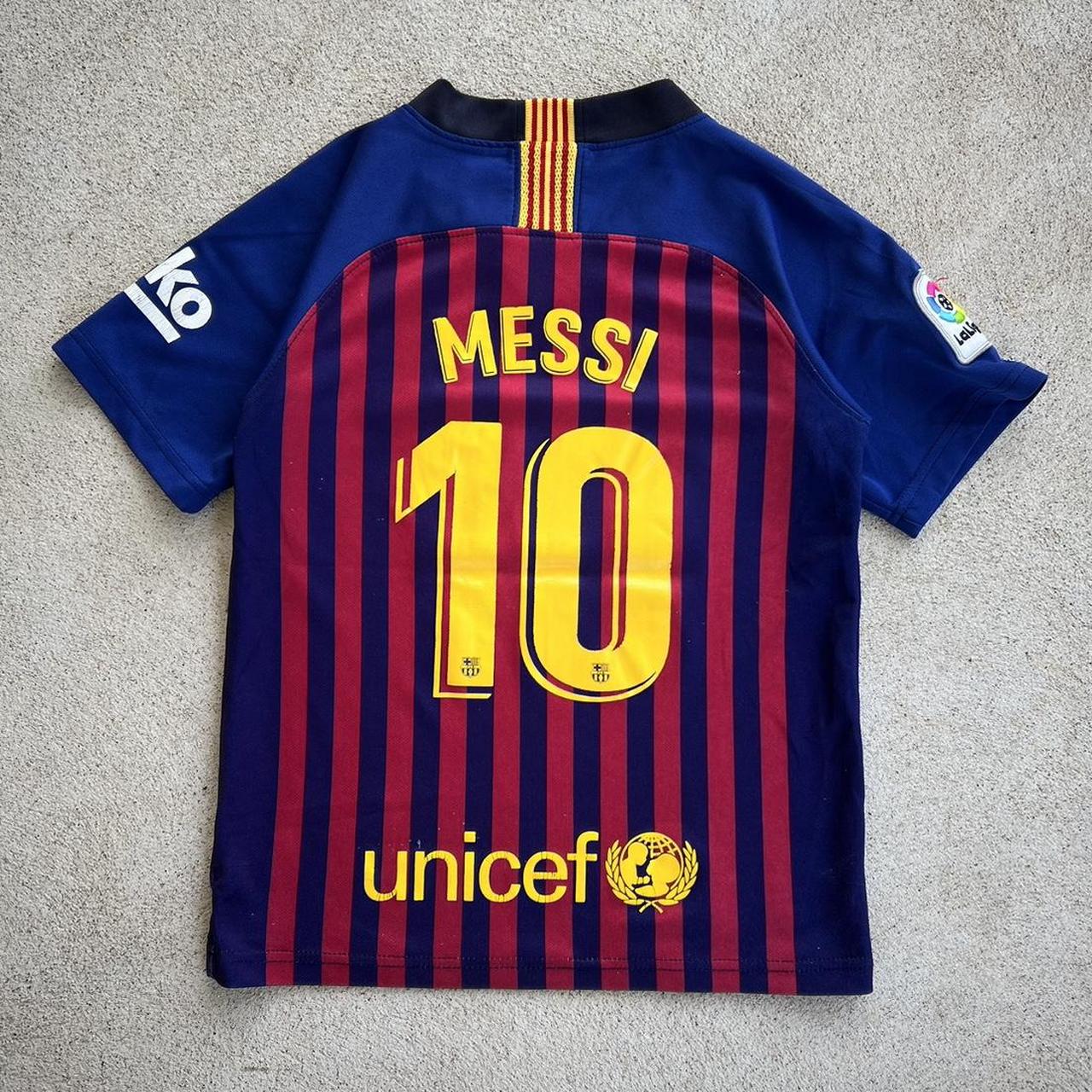 Y2K Youth Kids Messi FC Barcelona Nike Jersey Size... - Depop