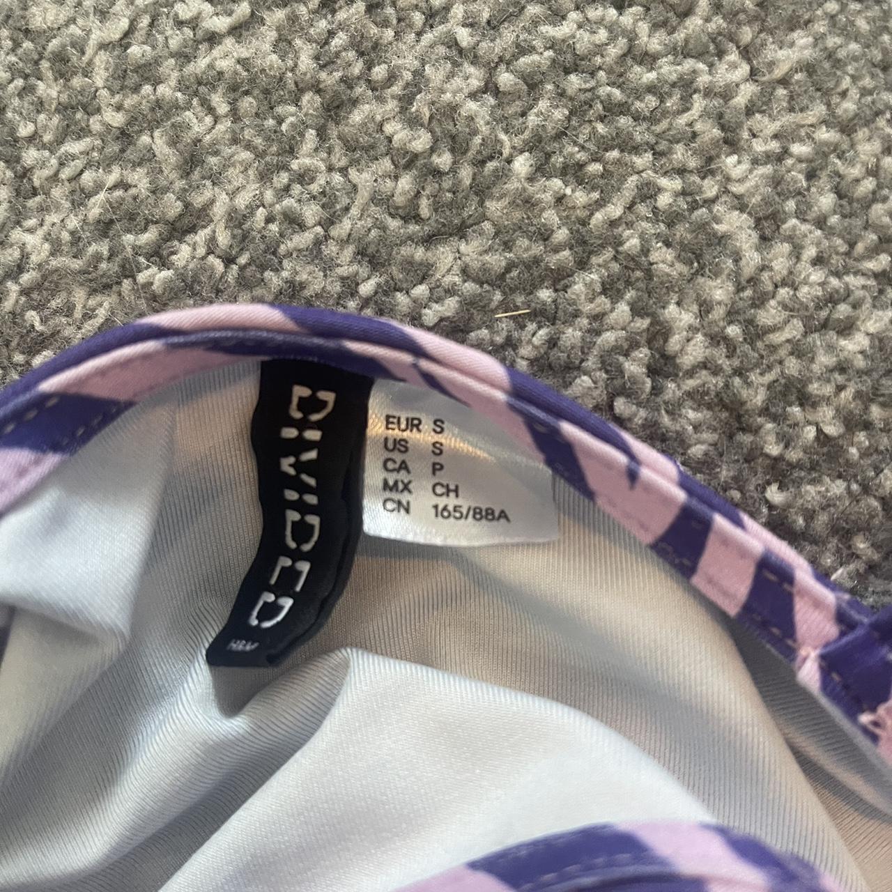 H&M zebra print crop top. size Small - Depop