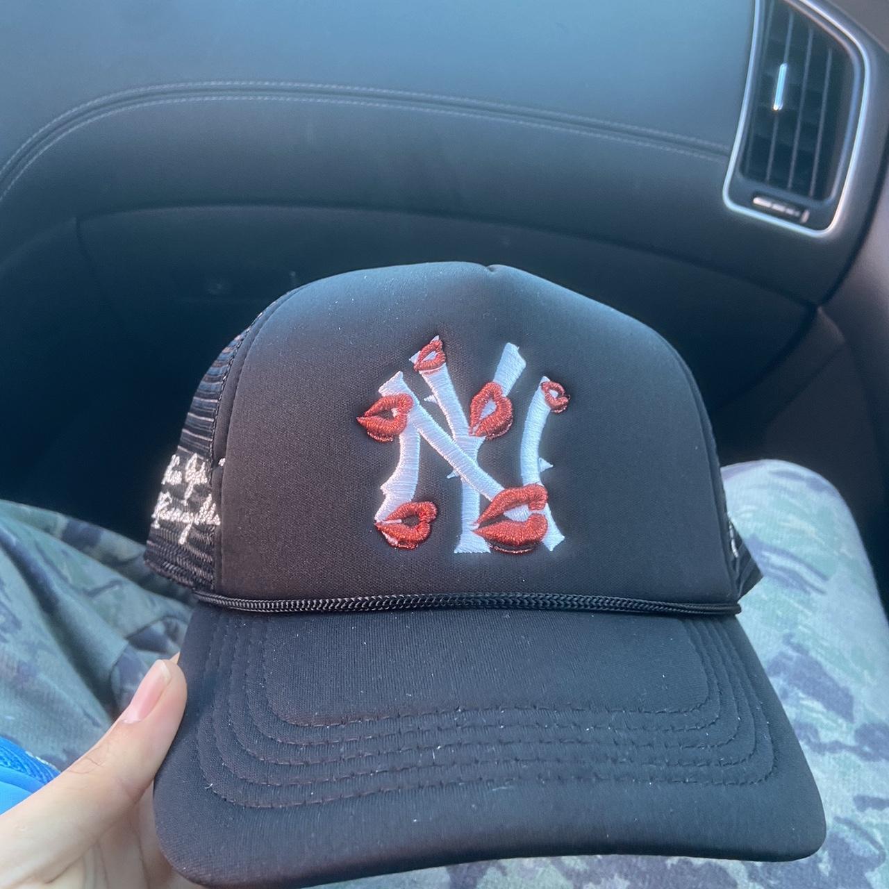 La ropa New York hat snap back - Depop