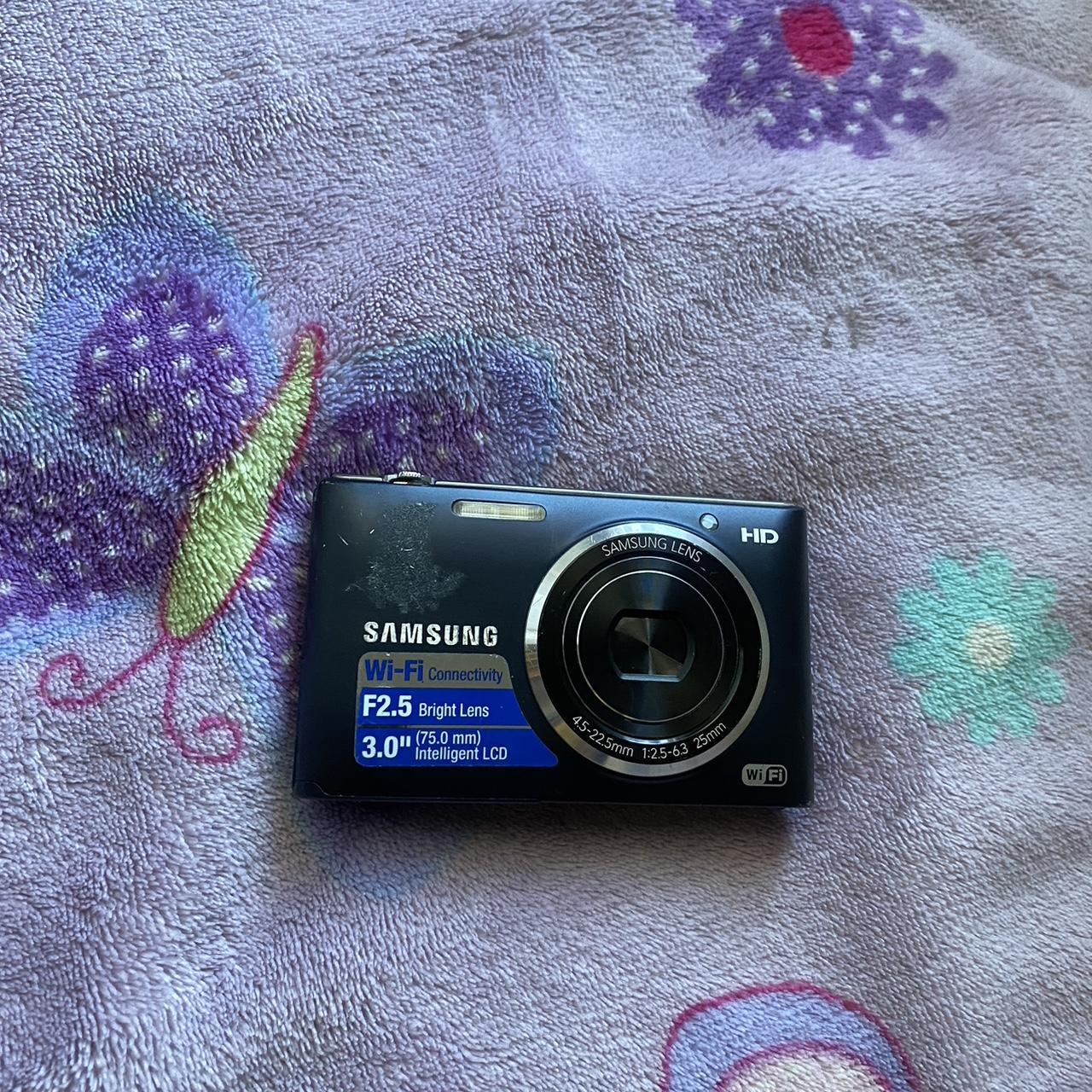 Samsung camcorder also takes pictures and has a wifi... - Depop