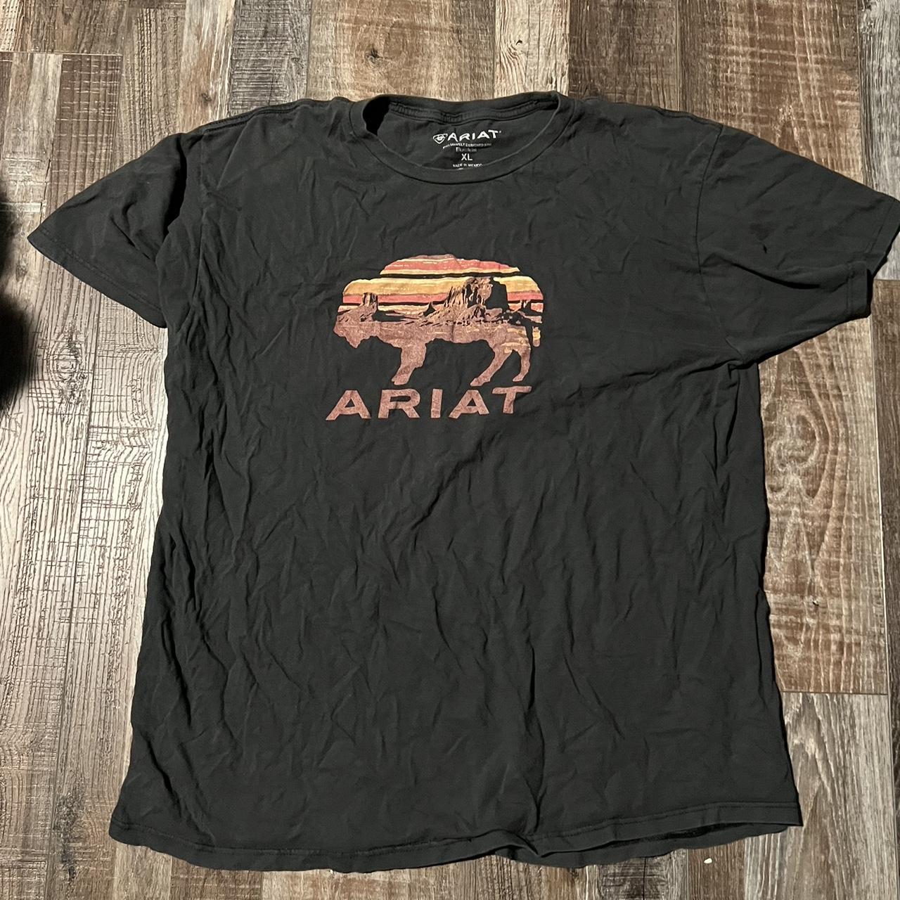 Grey ariat tee - Depop