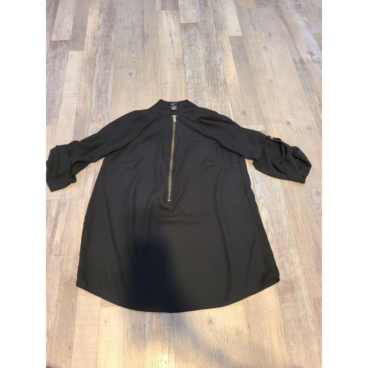Rue21 medium women's sheer black partial zip up... - Depop