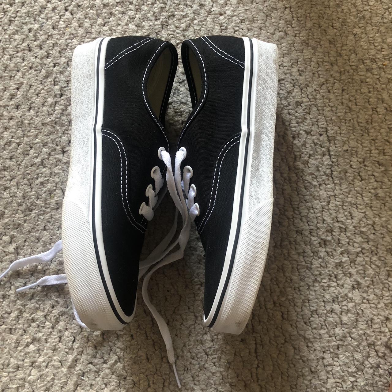 black authentic vans women’s size 4 - Depop