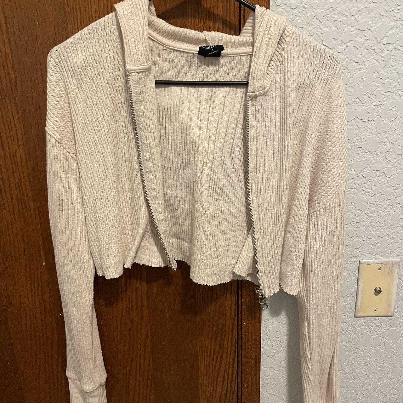 cropped tan pac sun jacket hardly worn! - Depop