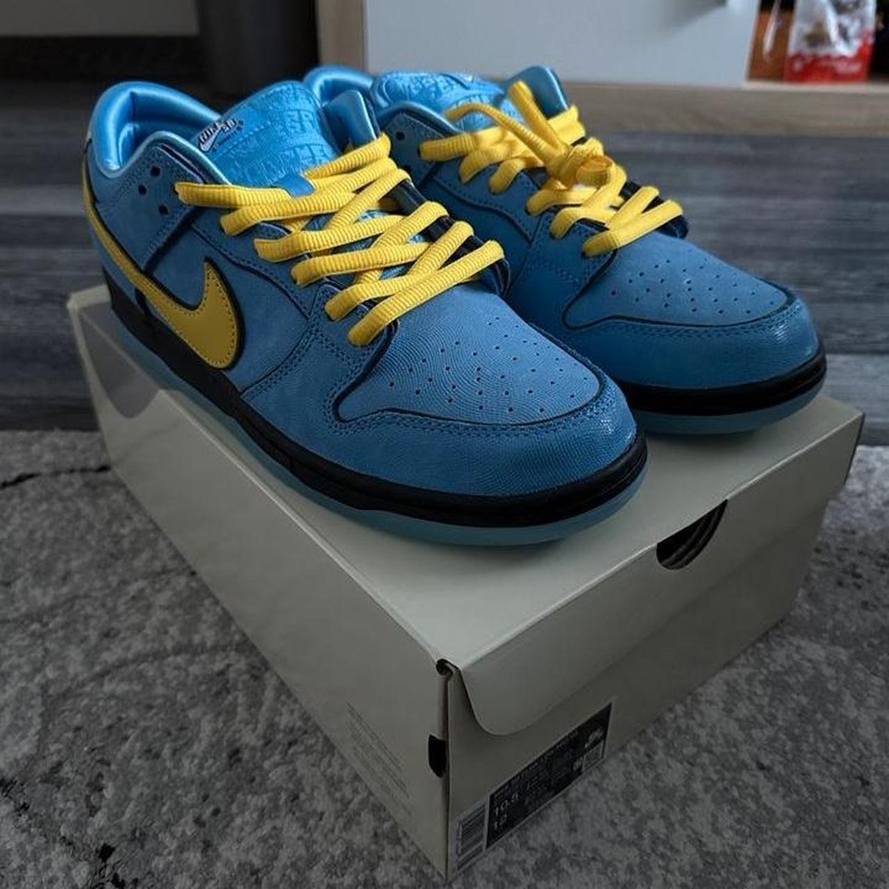 Dunk low SB POWERPUFF BLUE bubbles Size 41 Size... - Depop
