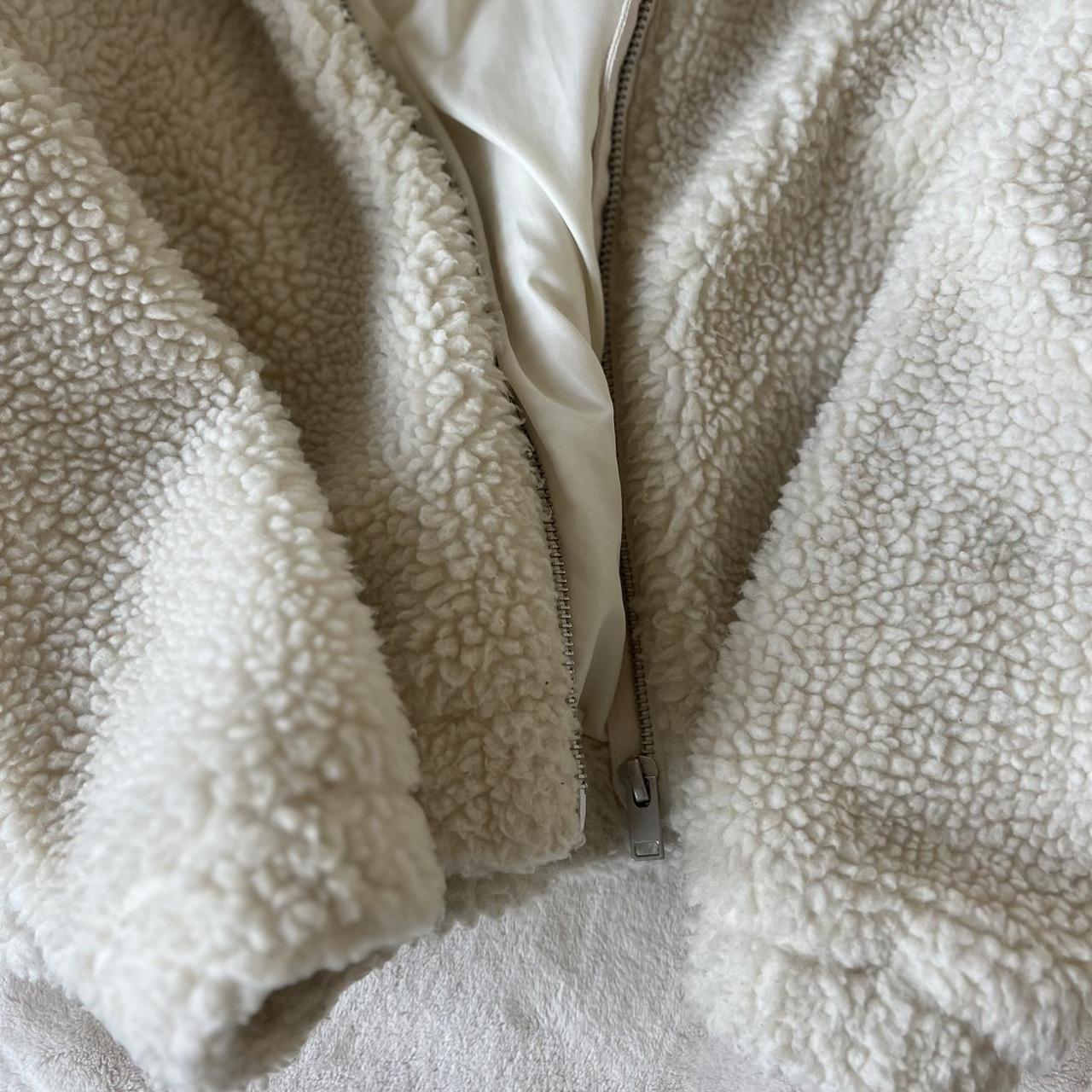 H&M Women's Cream and White Jacket | Depop