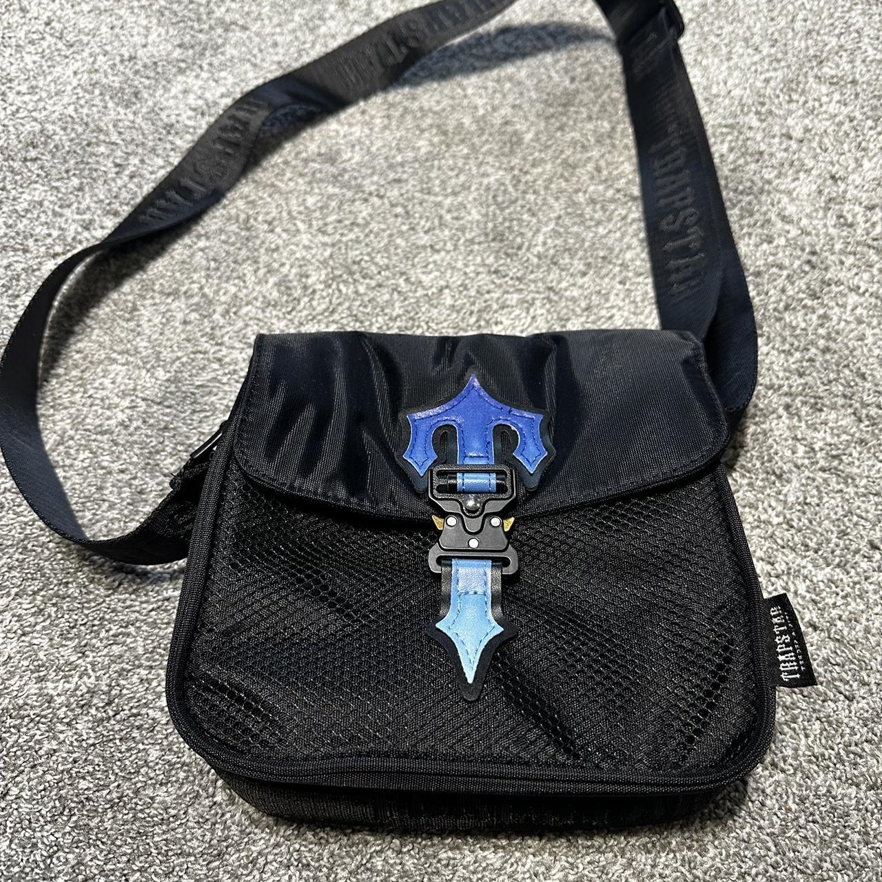 Trapstar irongate T cross body bag - Depop