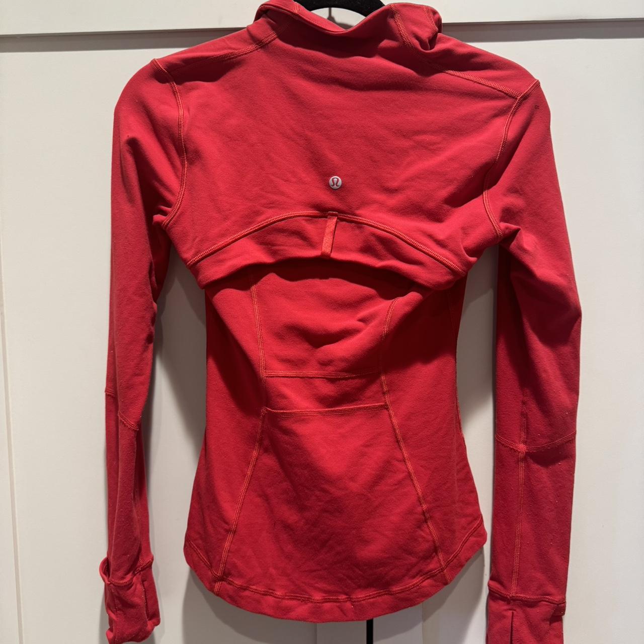 red lulu define jacket size 4!! - Depop