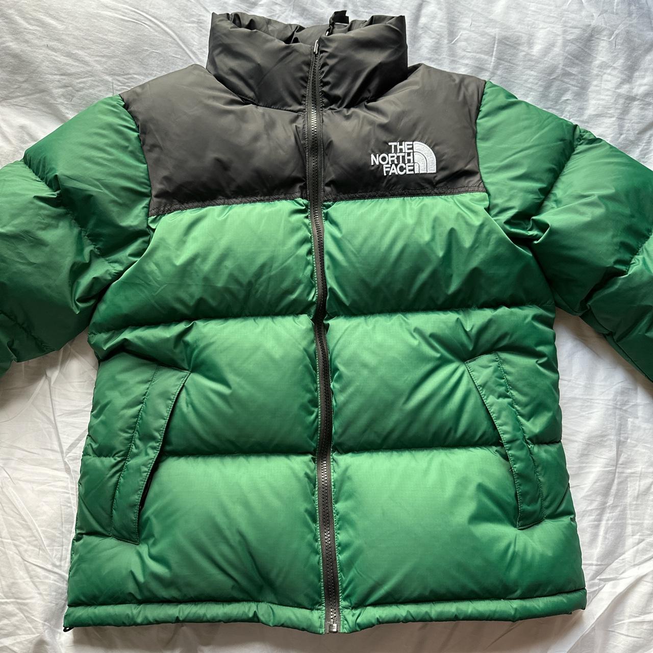 North face 700 puffer in green #northface #puffer - Depop