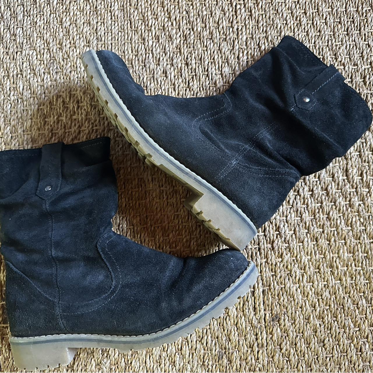 Eric Michael Women's Black Boots | Depop