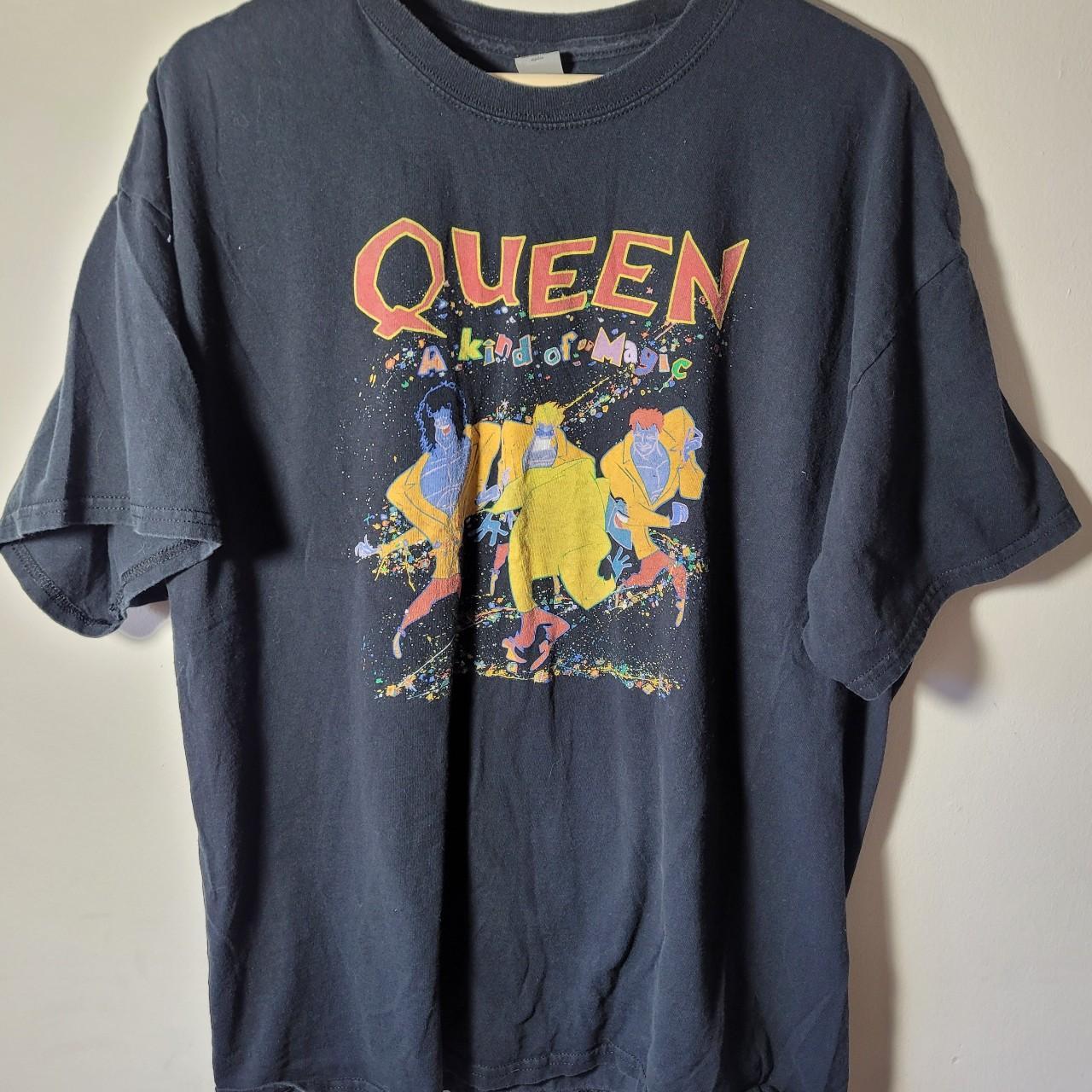 Queen A Kind Of Magic 2019 Tour T Shirt Gildan 2XL... - Depop