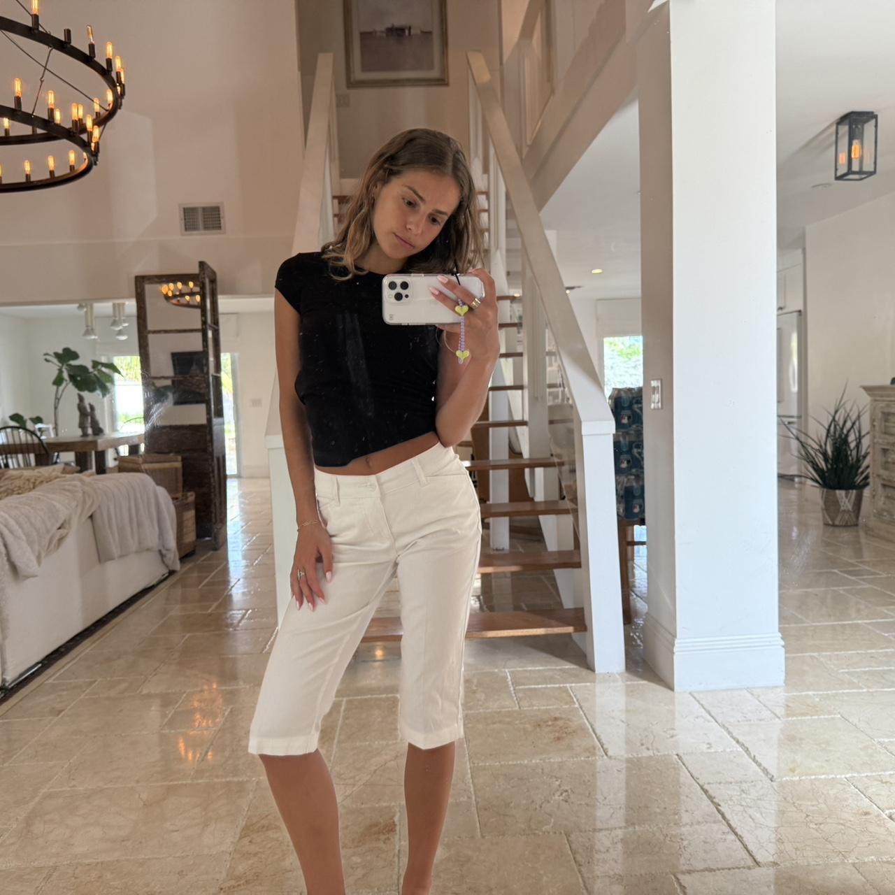 White linen capris Size: US 2 Petite | Depop