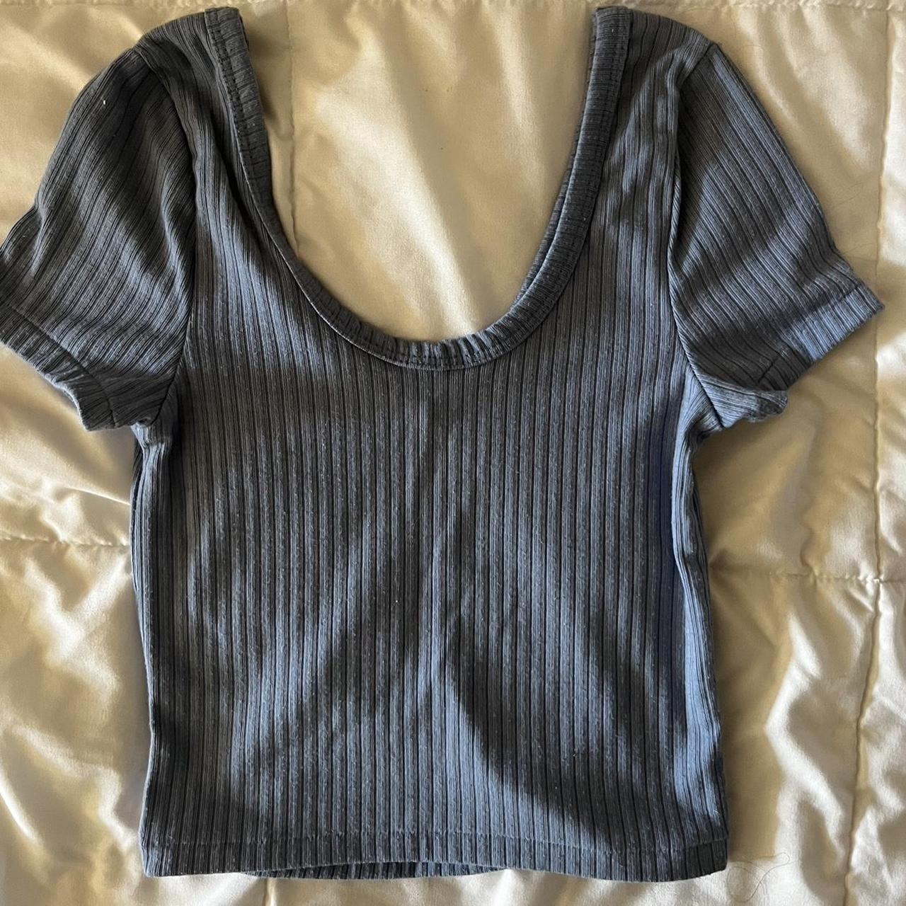 scoop neck pacsun crop - Depop