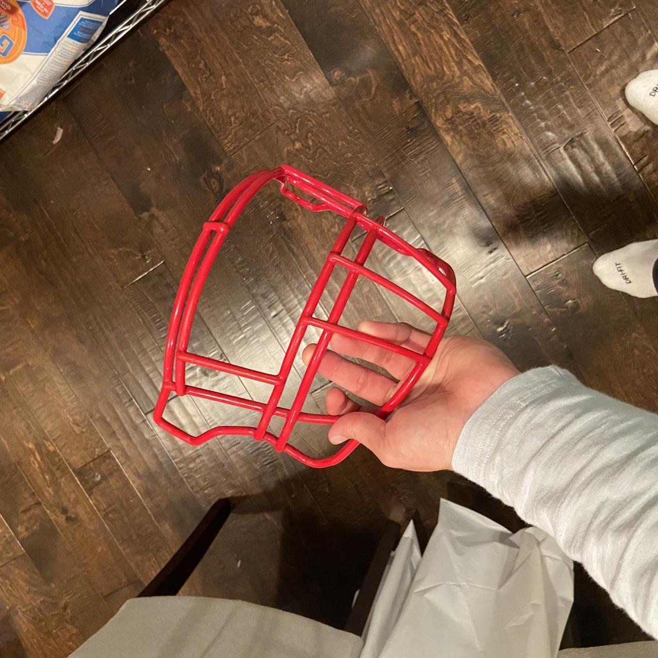 red speedflex facemask - Depop