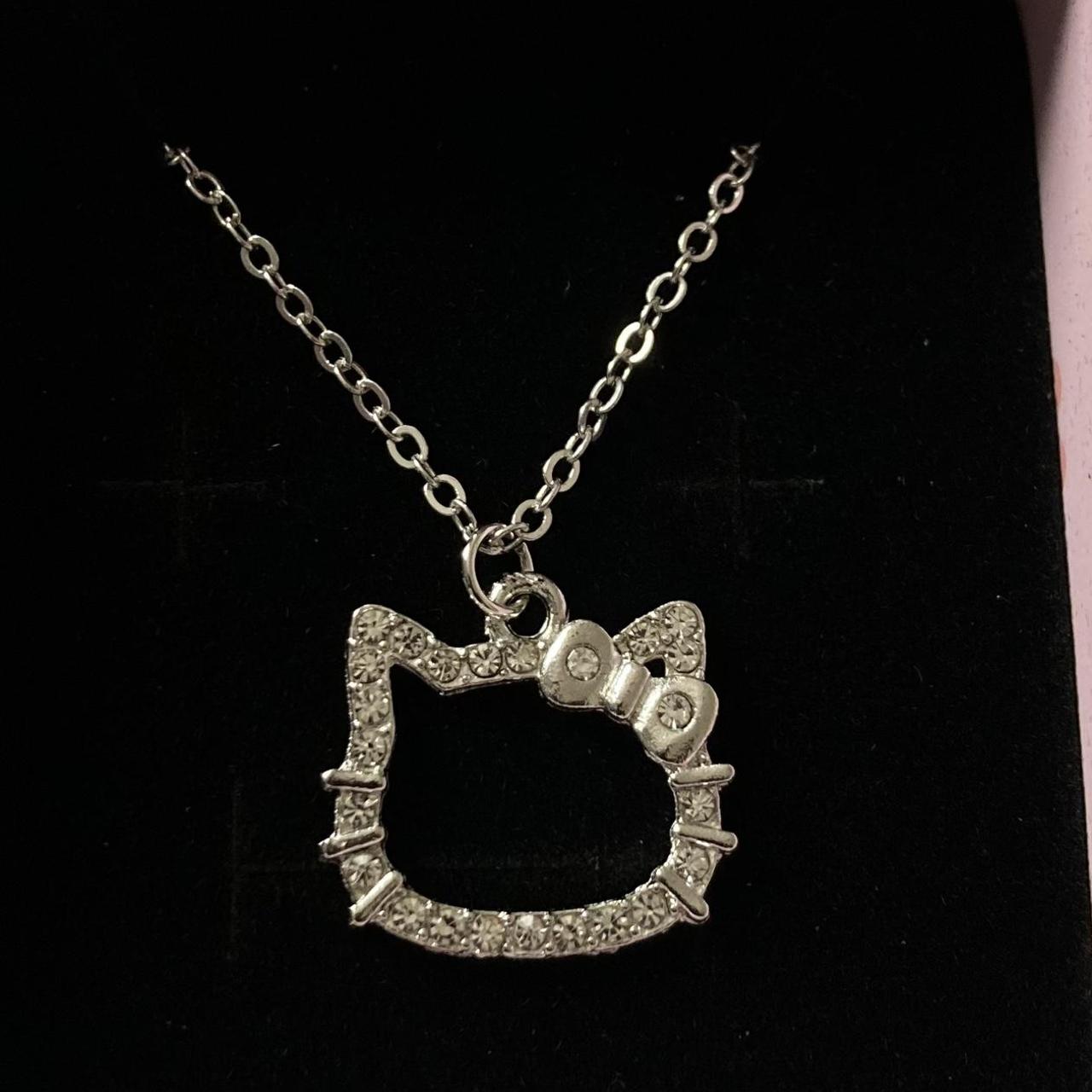 Early Y2k hello kitty necklace Sterling... - Depop