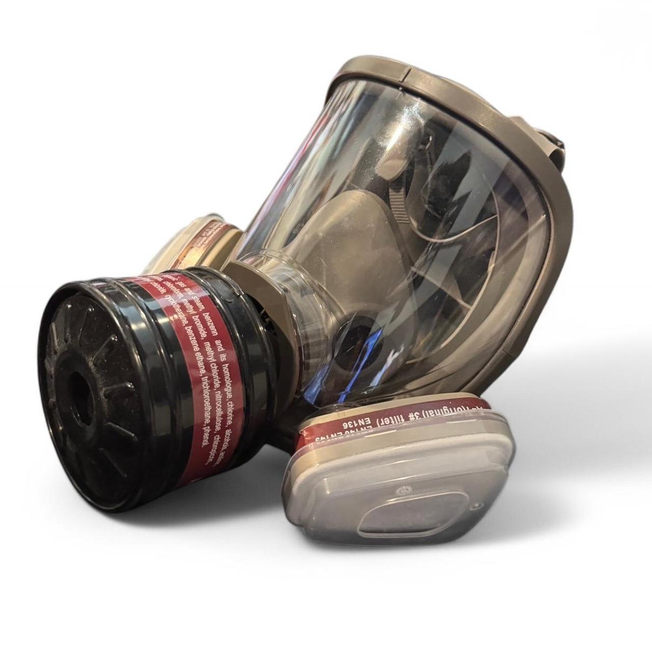 Black and grey full face gas mask perfect condition... | Depop