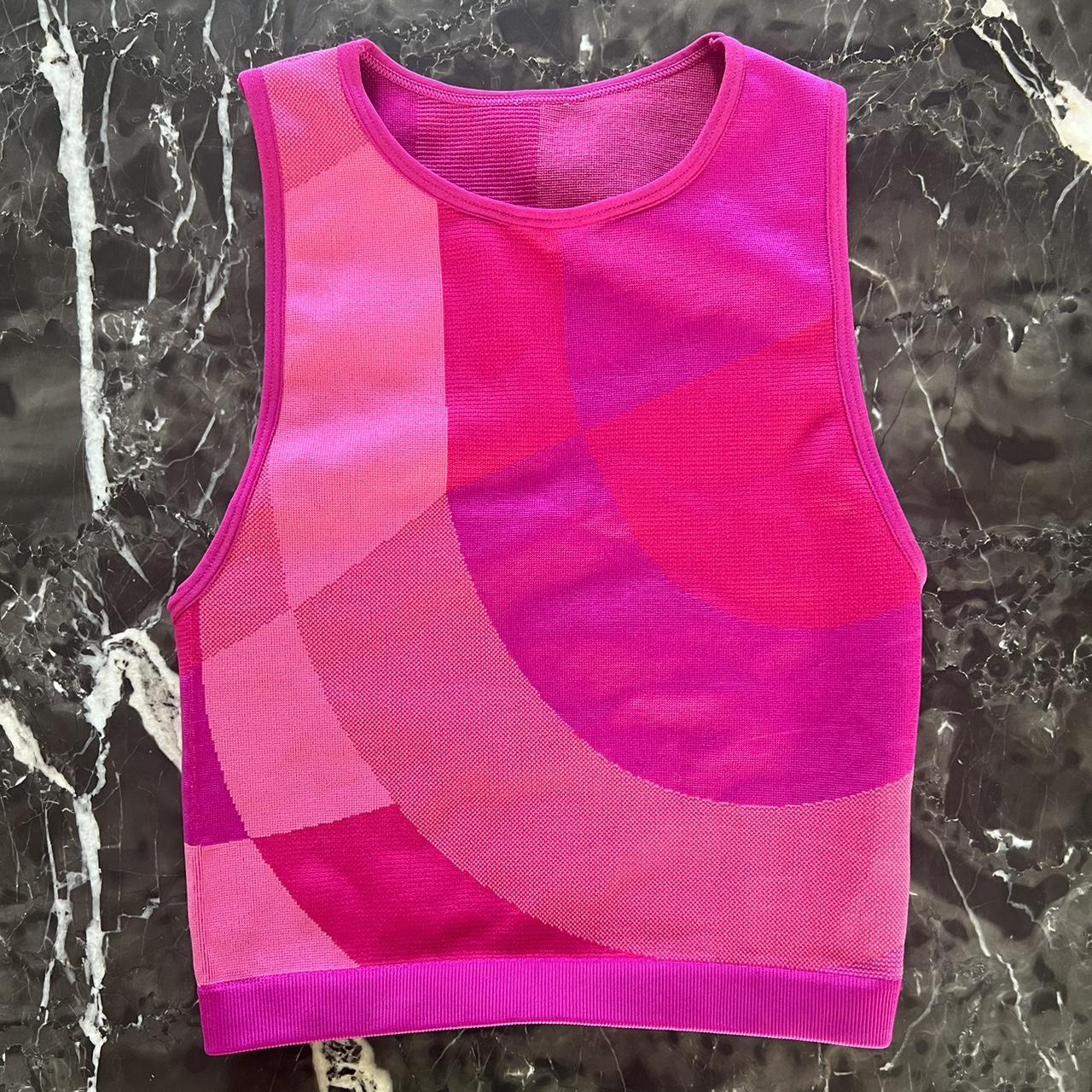 Fabletics Women's Pink Crop-top | Depop