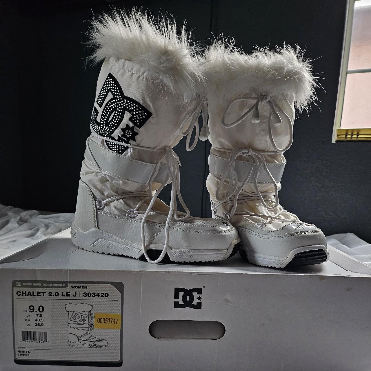 Most wanted Pinterest famous Y2k 2000s DC Women's... - Depop