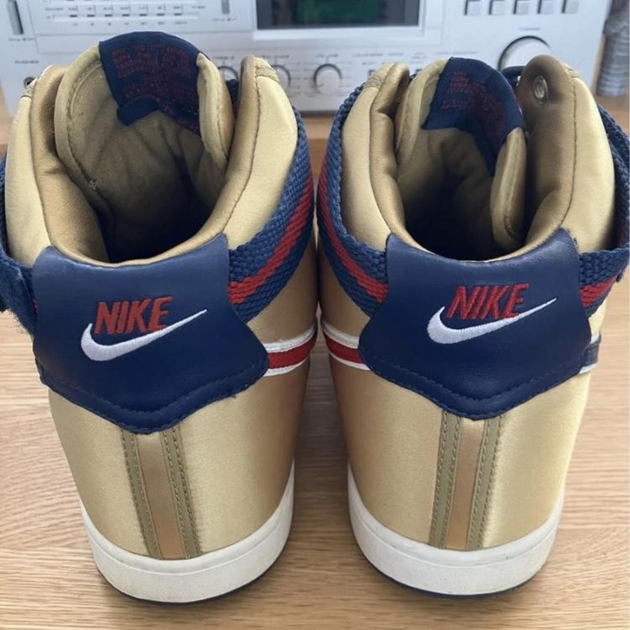 Nike Men's Gold Trainers | Depop
