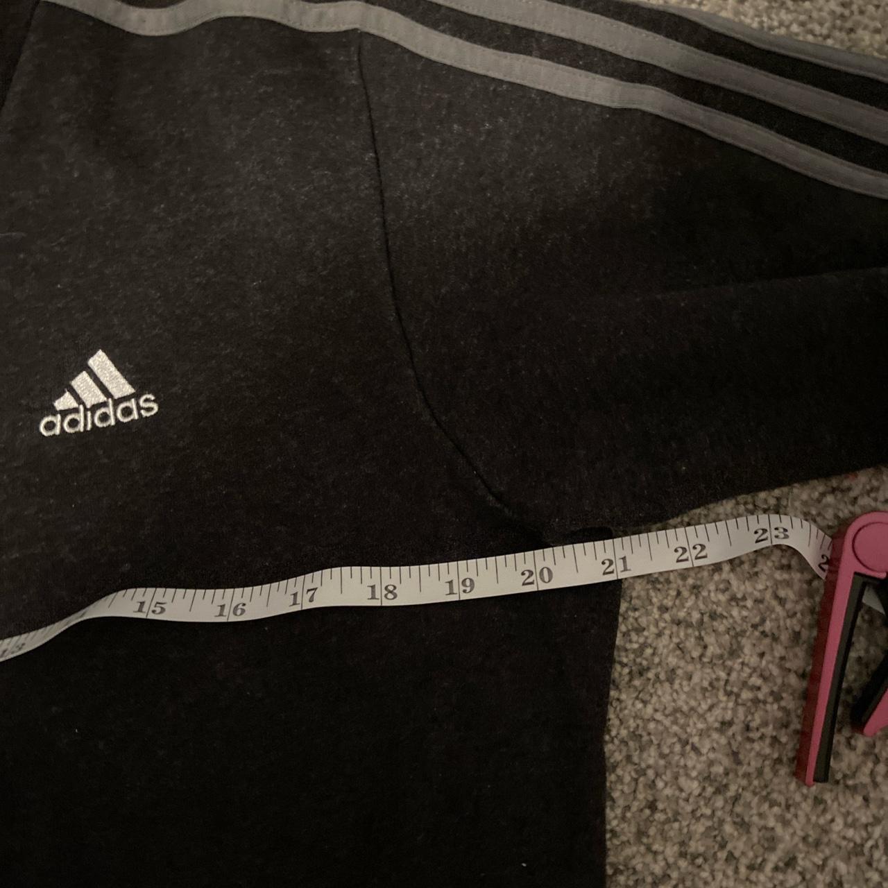 y2k Adidas crewneck measurements in photos send... - Depop