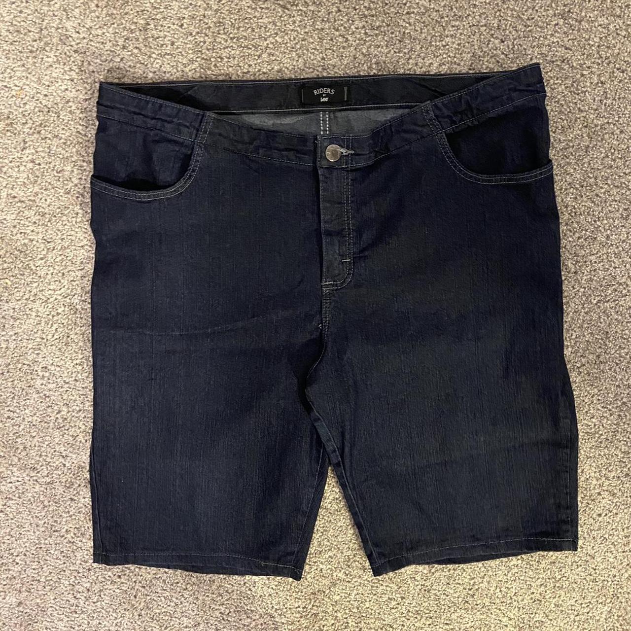 Riders by Lee denim jorts measurements in photos... - Depop