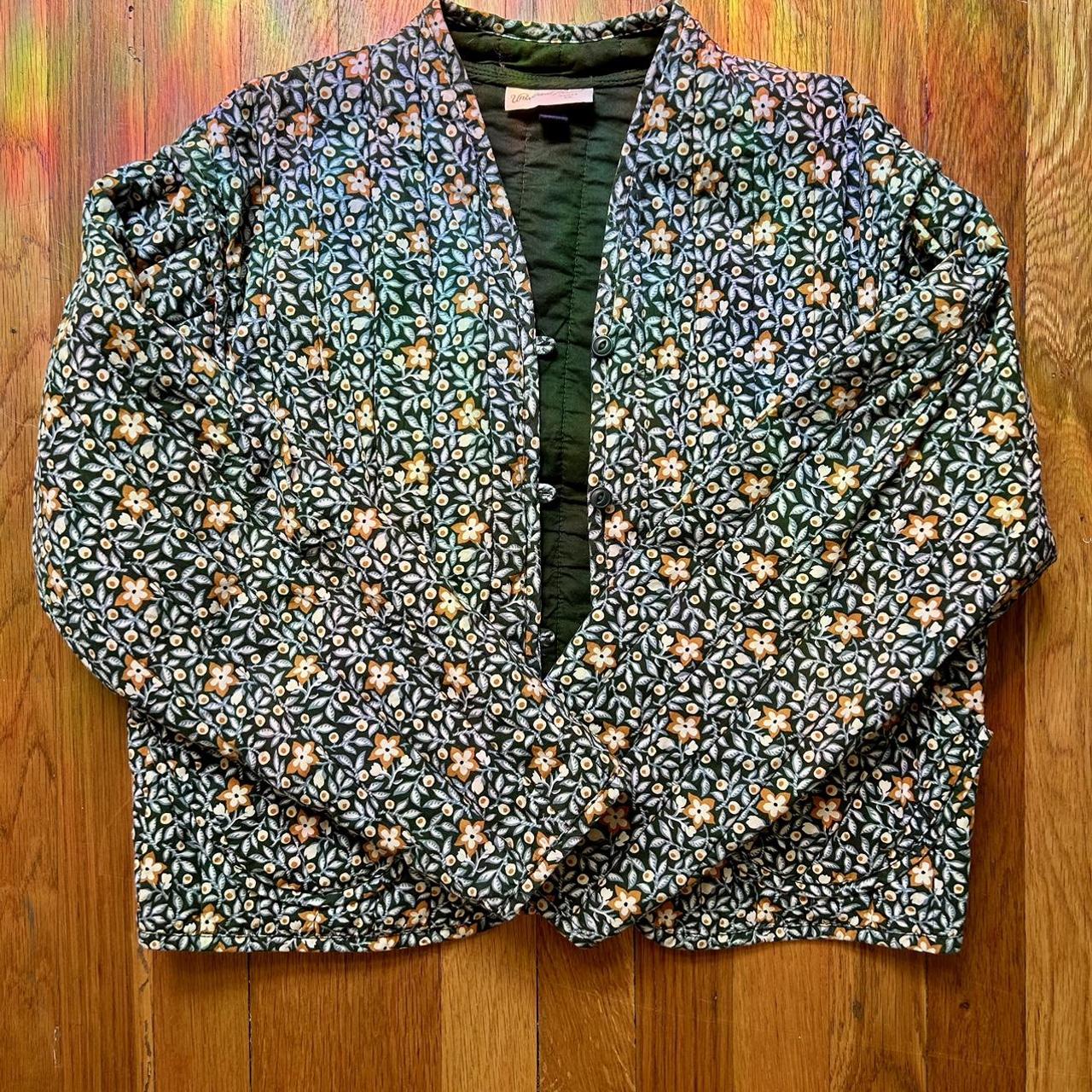 universal thread floral quilted jacket, size s.... - Depop