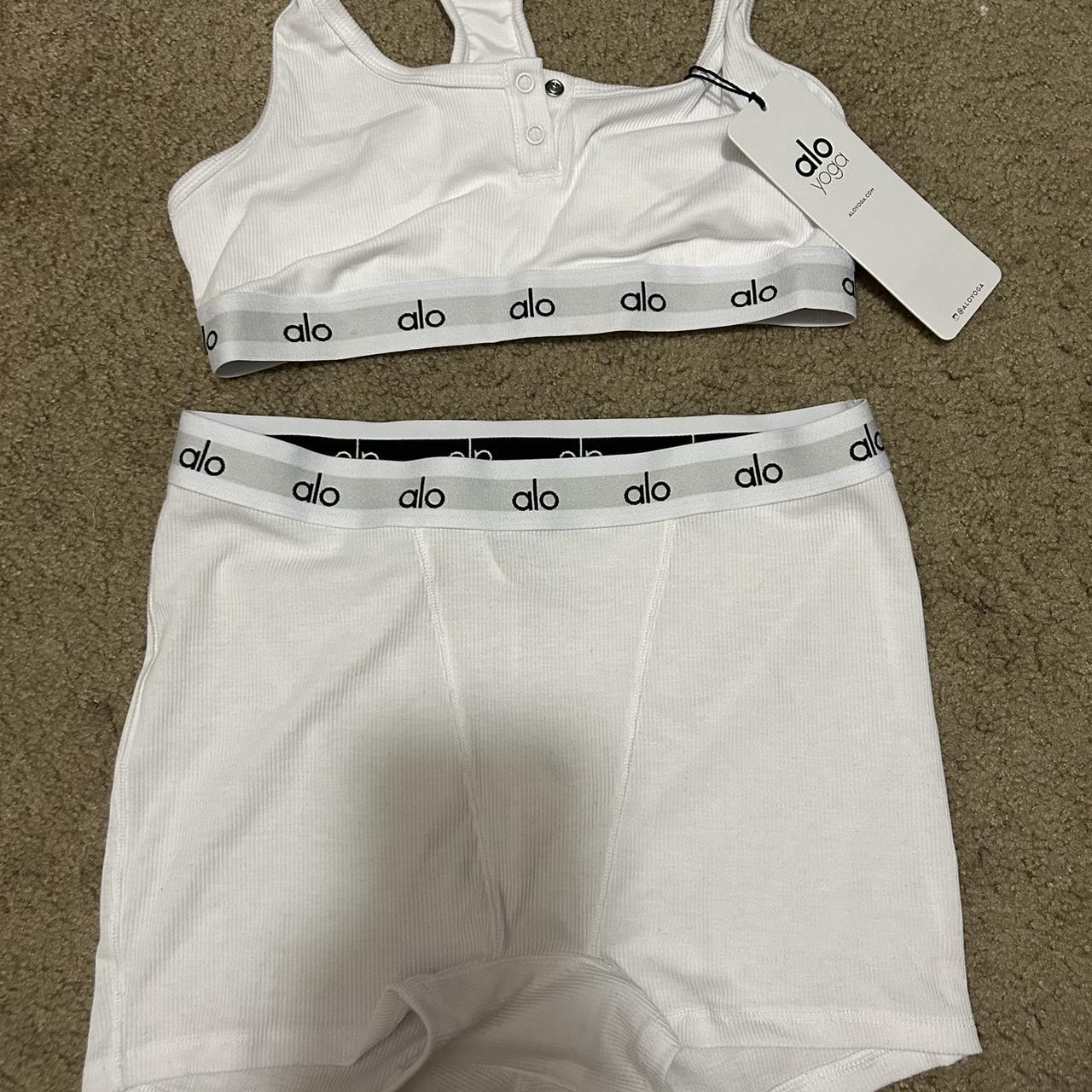 Alo Yoga Women's Boxers-and-briefs | Depop