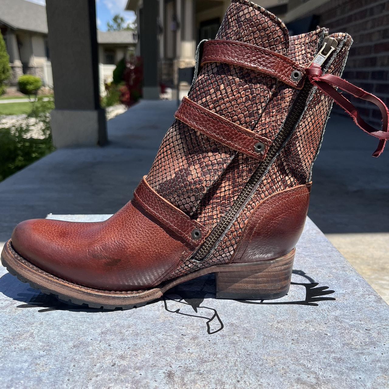 Freebird women’s boot. Never worn still in box!... - Depop