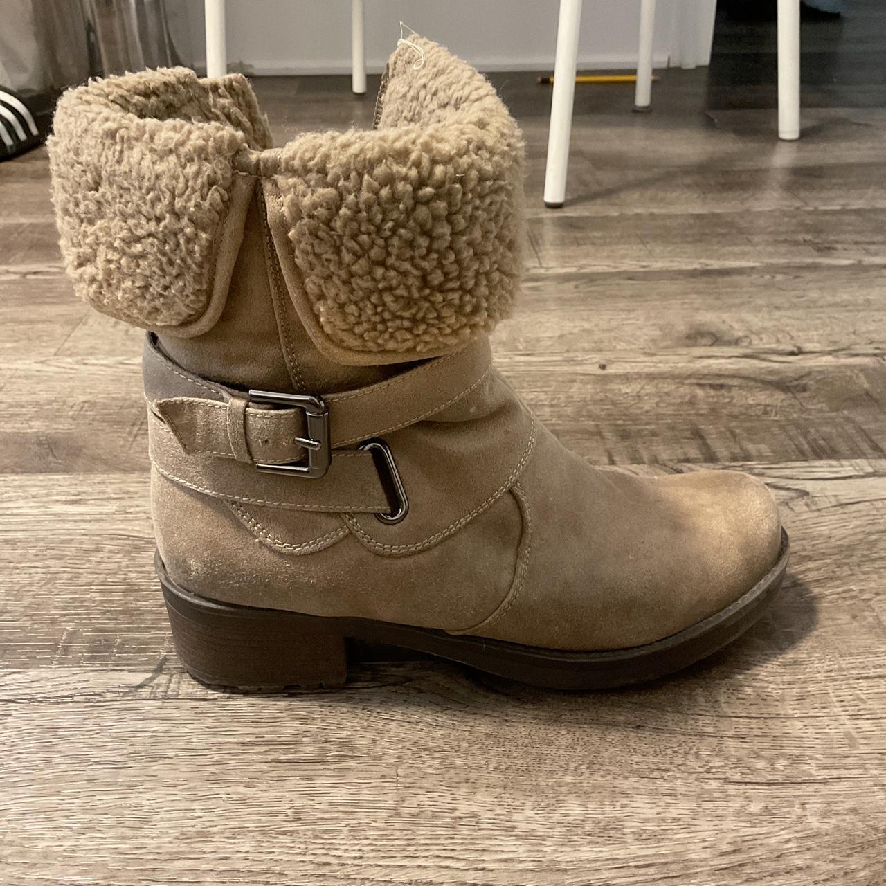 fancy boots - Depop