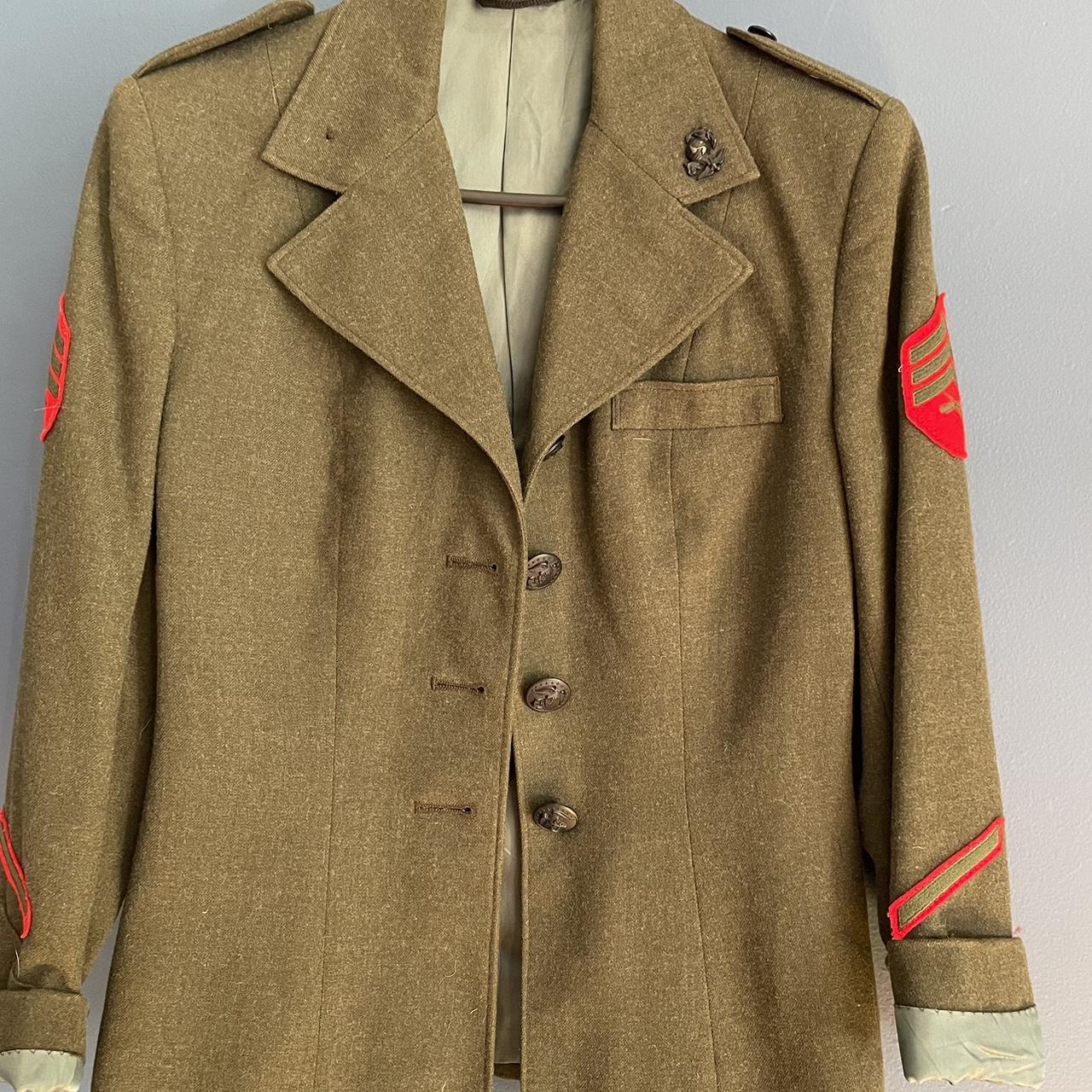 Incredible vintage army style jacket with beautiful... - Depop