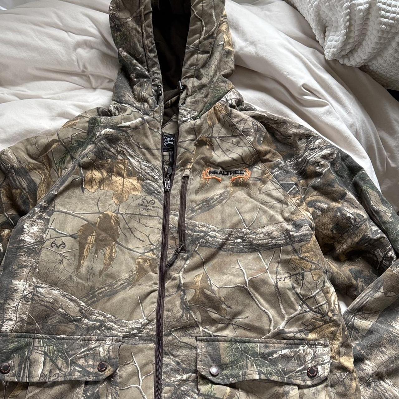 Realtree camo jacket bulky with hood -size men’s... | Depop