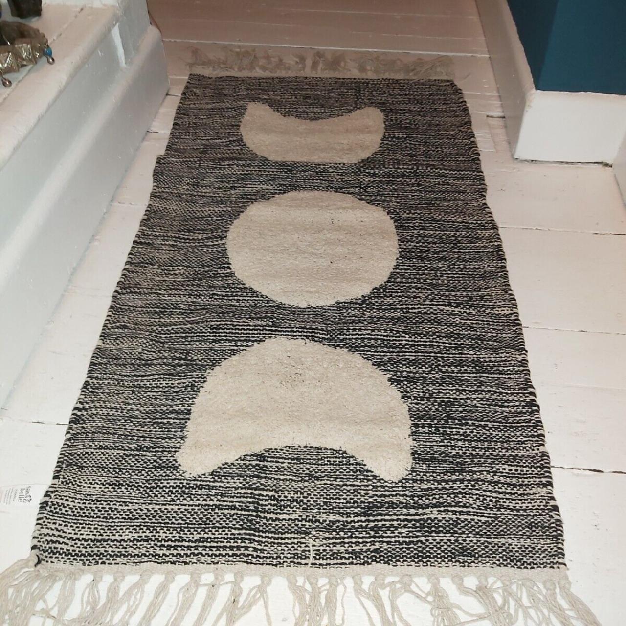 MOON PHASES TUFTED RUG WITH TASSELLS - SPECIAL... - Depop