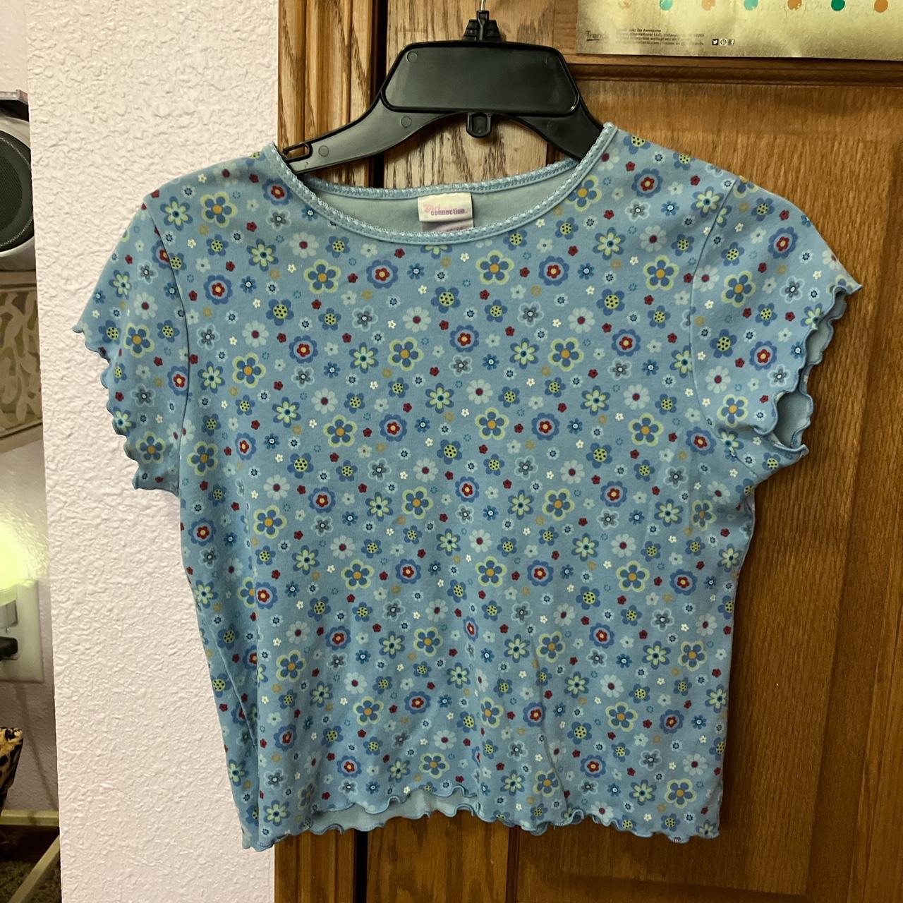 Limited Too Women's multi T-shirt | Depop