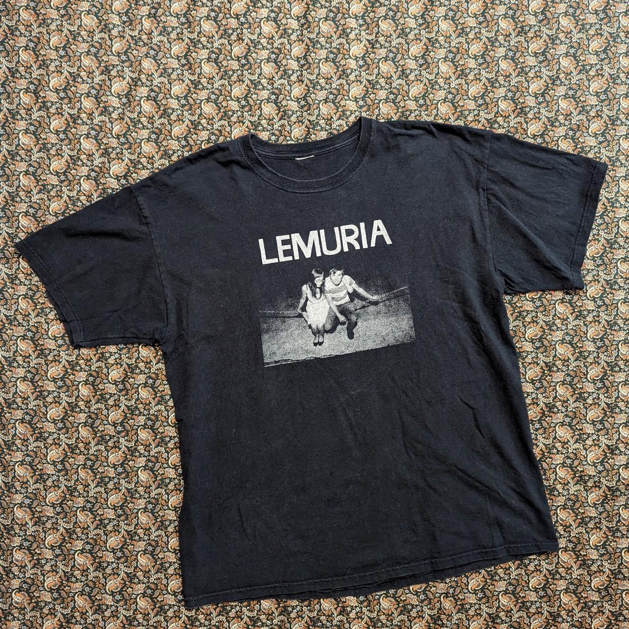 Lemuria No tag looks like an 2X 23" W 29" L Decent... - Depop