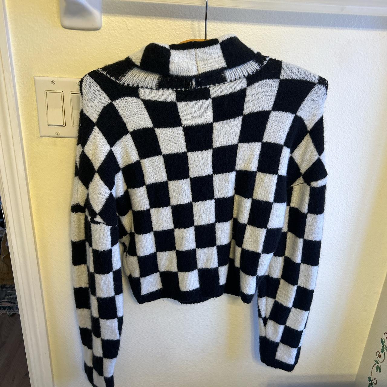 No boundaries Checkered Turtleneck Sweater Size:... - Depop