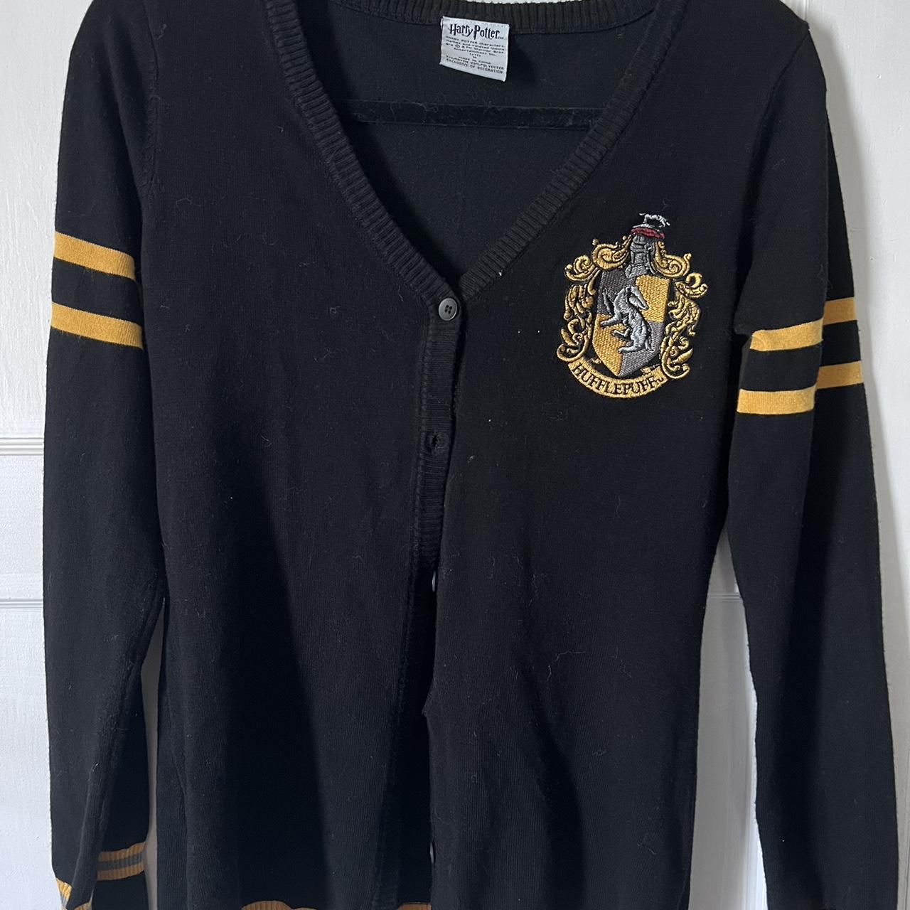 Harry Potter Hufflepuff cardigan. #harrypotter #nerdy - Depop