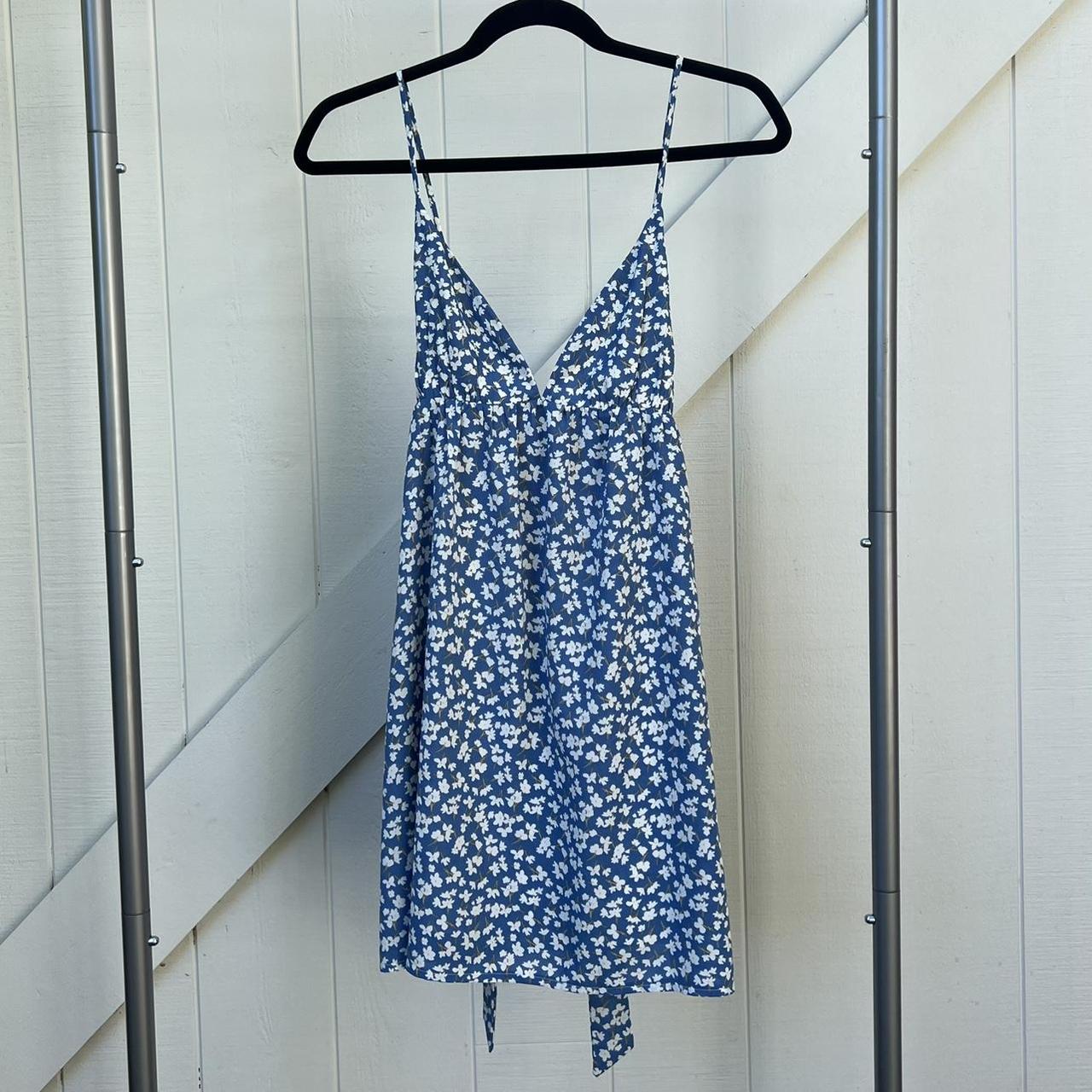 Princess Polly Blue and White Floral V Neck Mini... - Depop