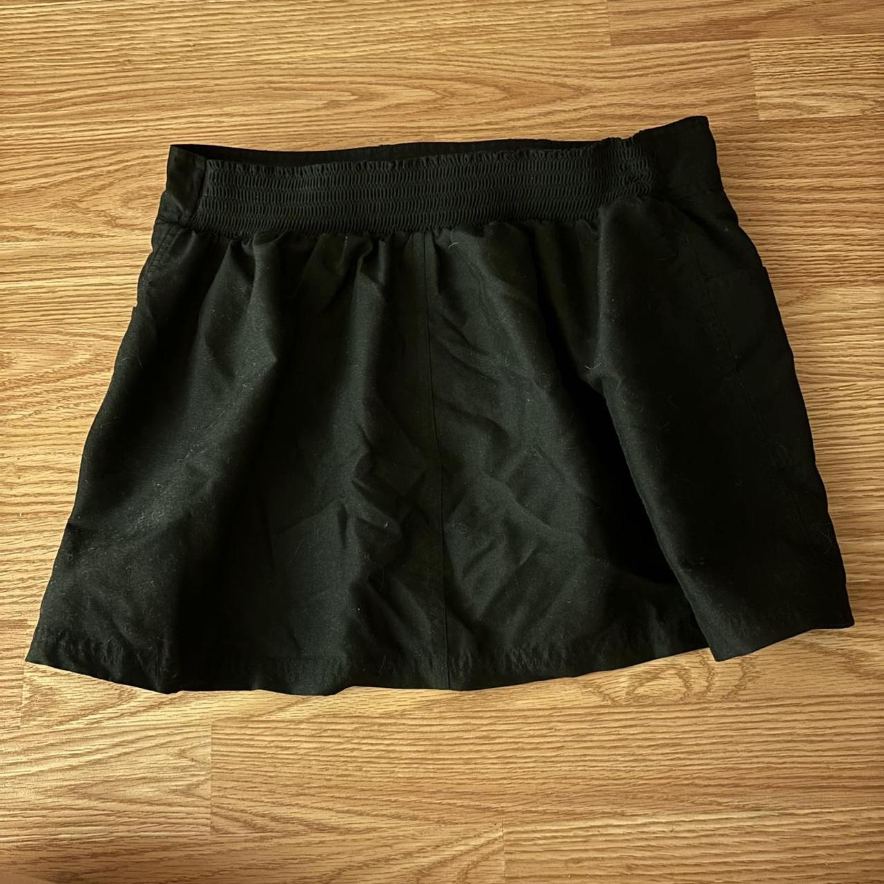 Merona mini skirt. Athletic feel with build in... - Depop