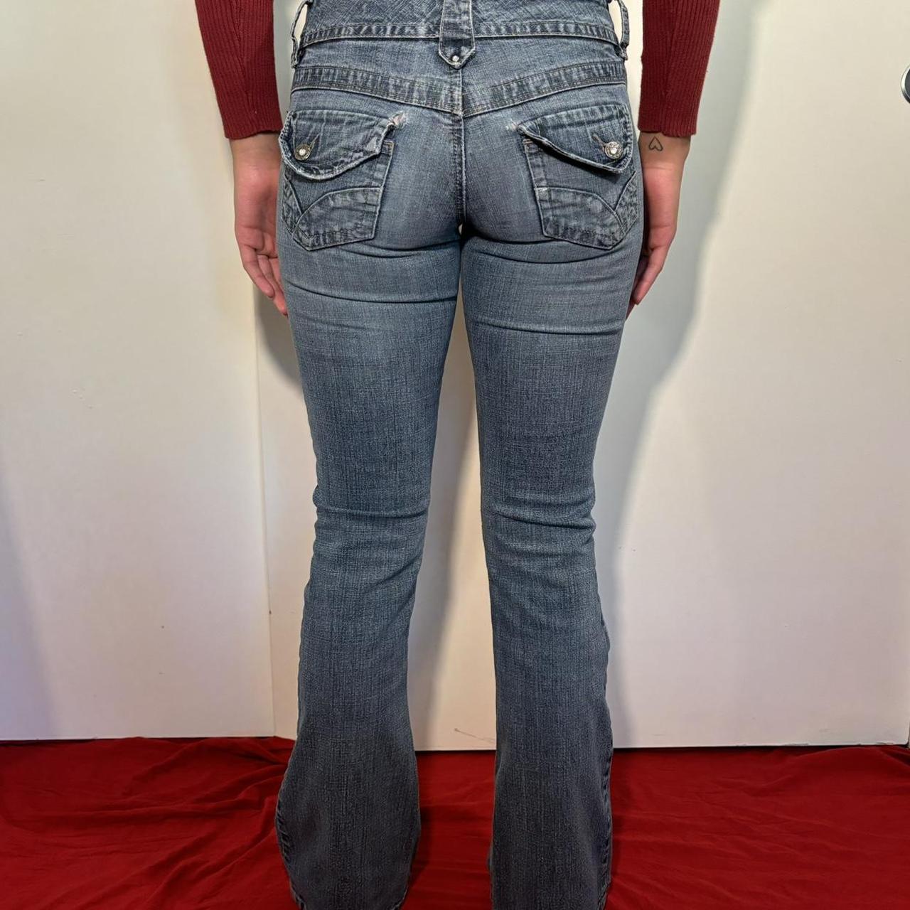 Super cute Low rise Union Bay jeans! Size 1 super... - Depop