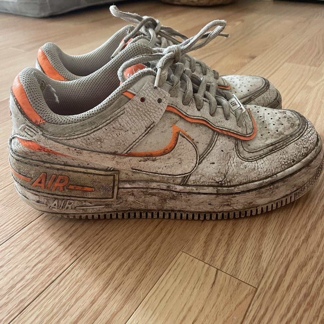 Stinky smelly gross women’s Nike sneakers. Used... - Depop