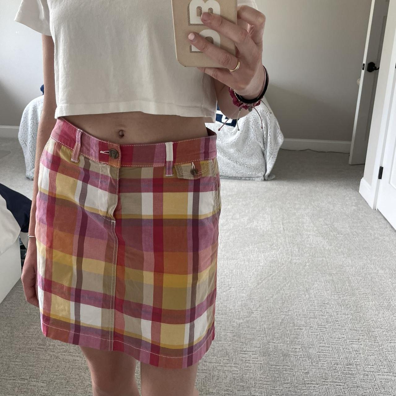 Vintage skort, beautiful bright summer colors in... - Depop