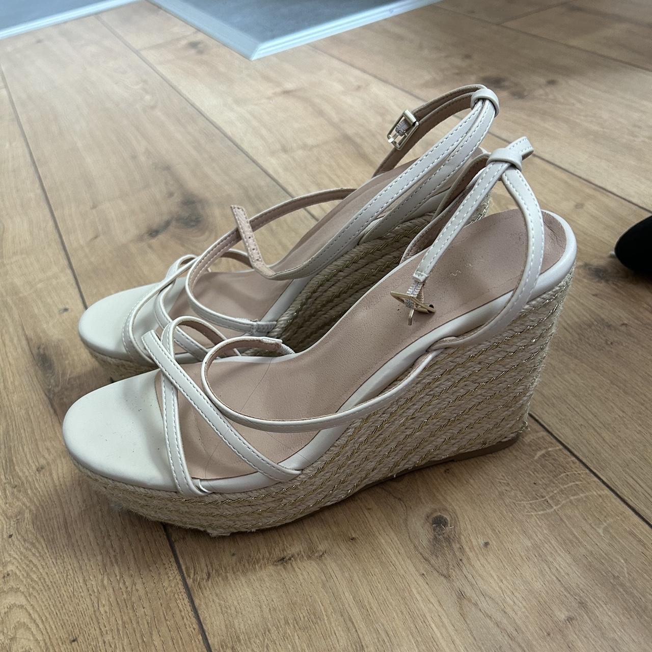 New look sandals - Depop