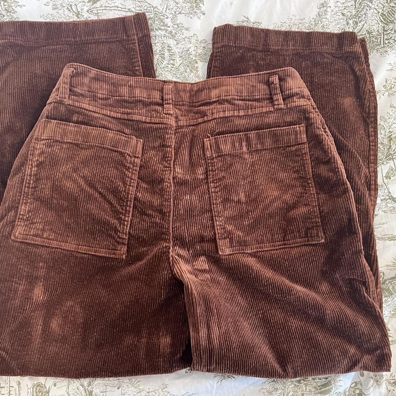 GAP BROWN CORDUROY PANTS - SUPER soft corduroys!! -... - Depop